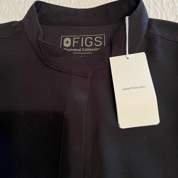Figs | Tops | Nwt Figs Scrub Top | Poshmark